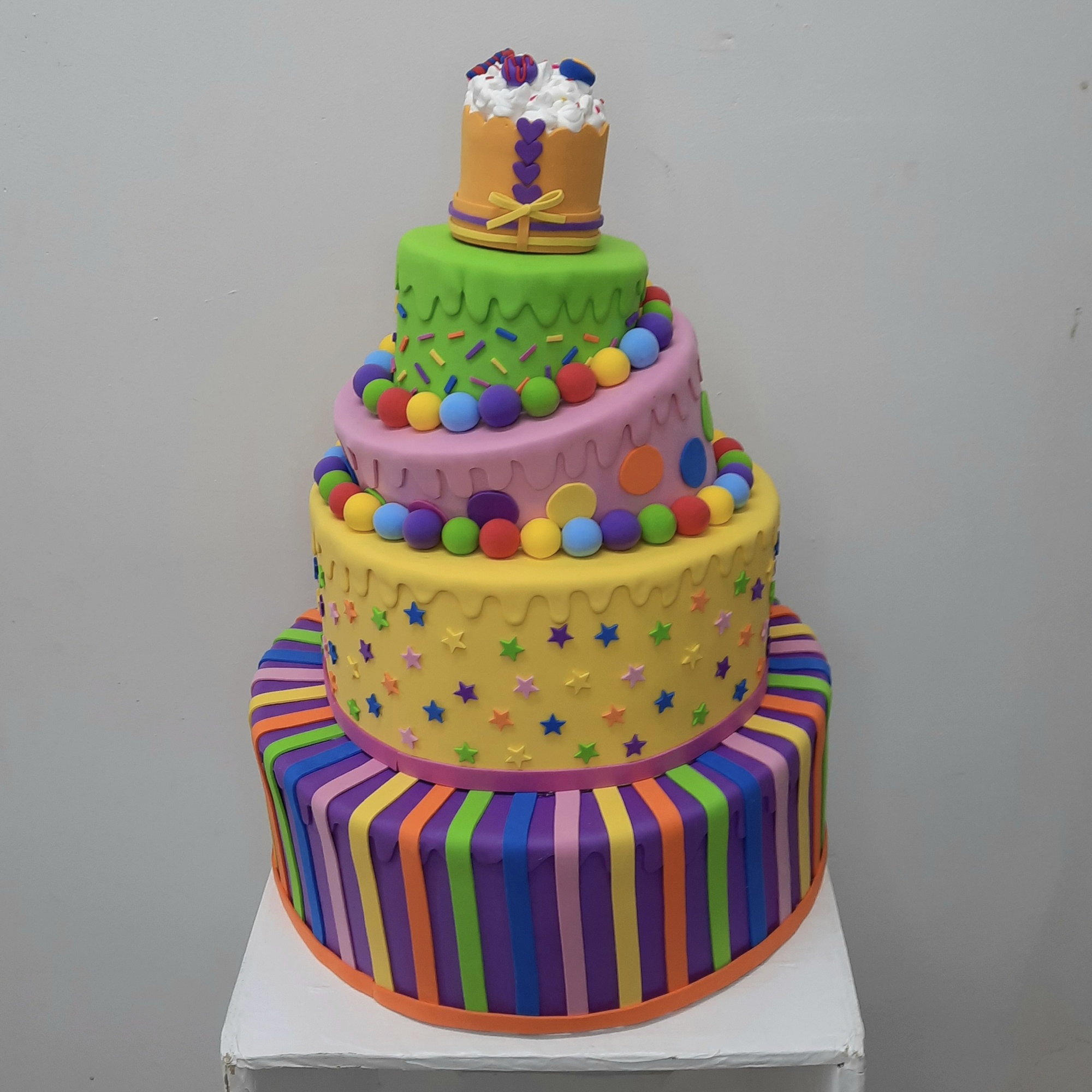 Tarta falsa - Equilibrio de Colores - Artesanía Lara