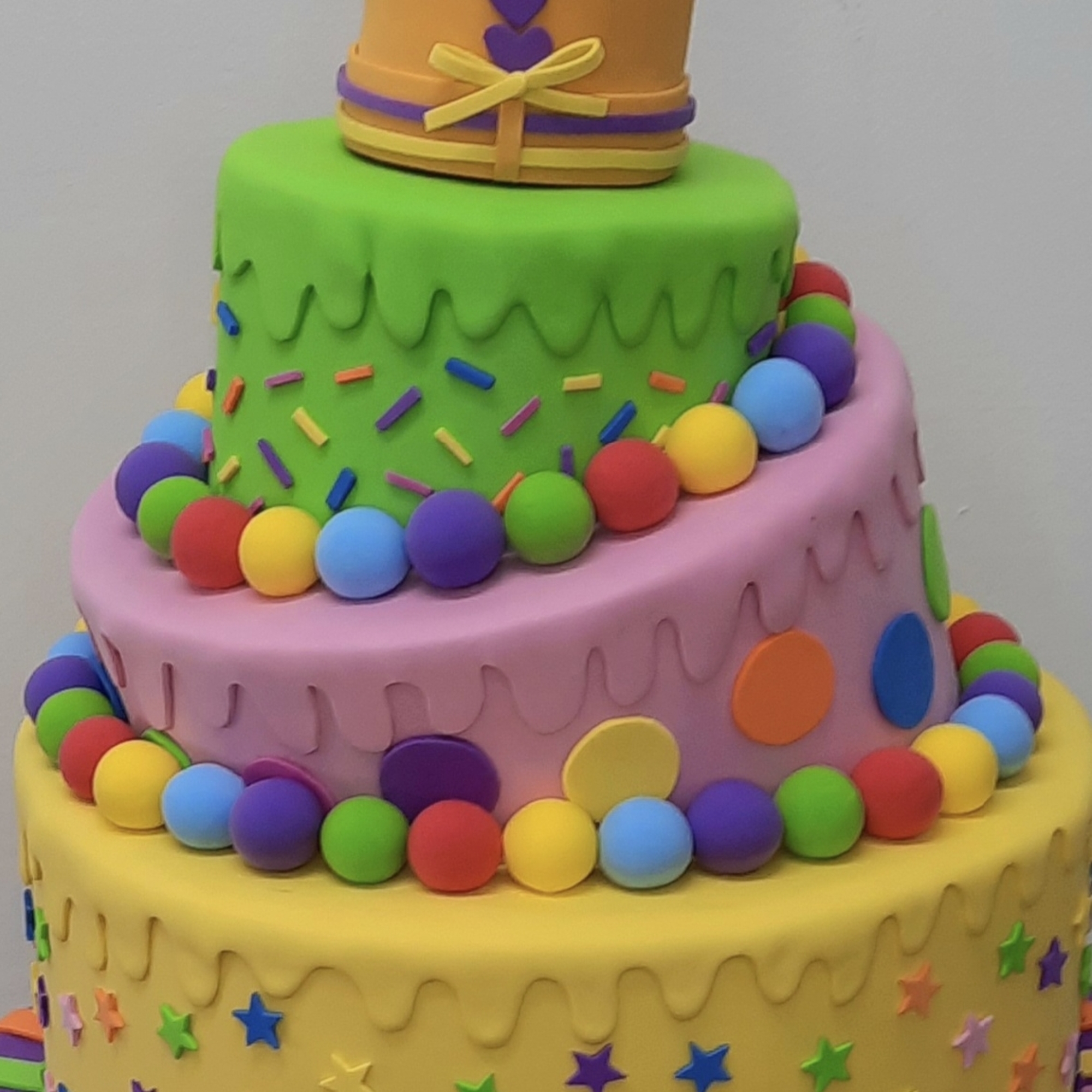 Tarta falsa - Equilibrio de Colores - Artesanía Lara