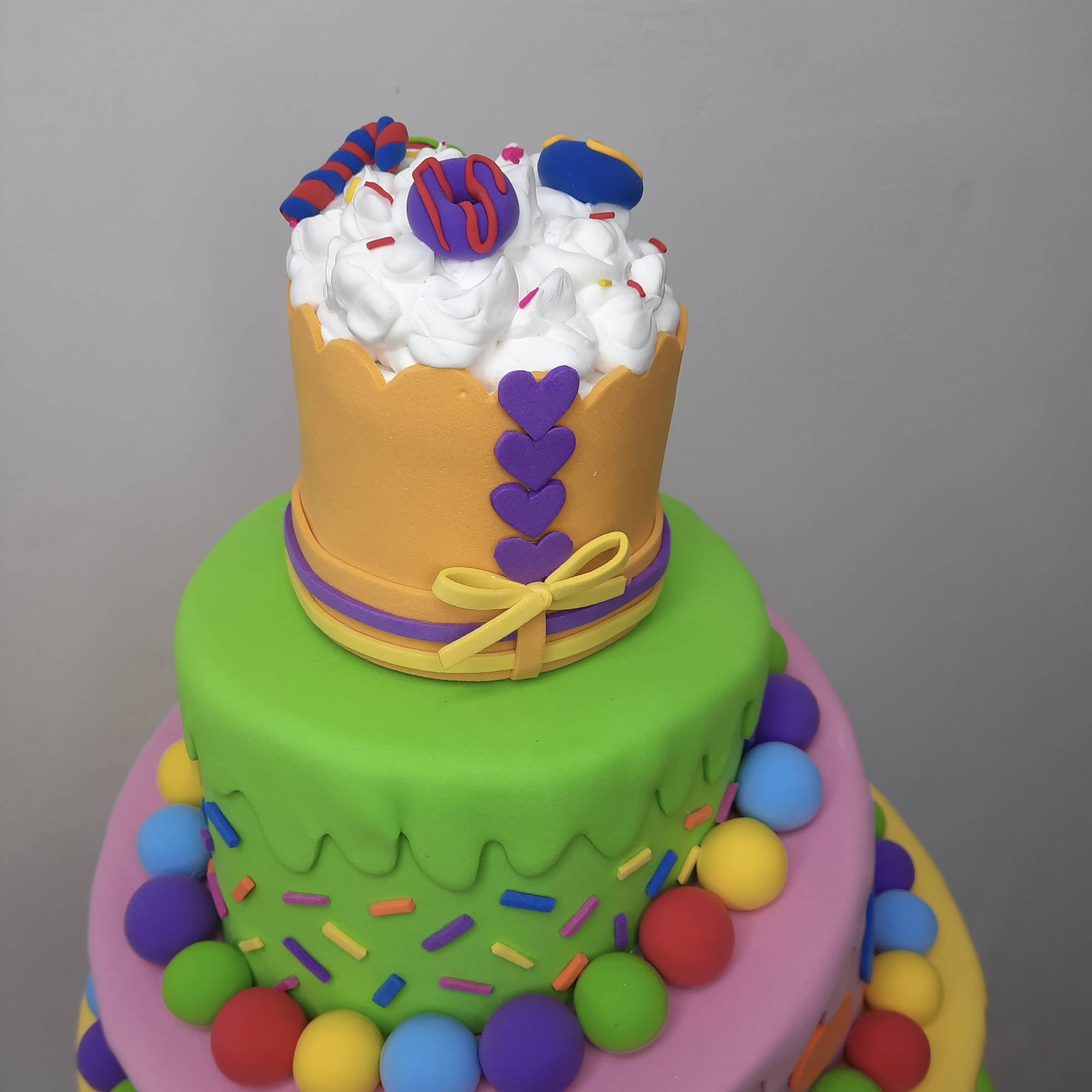 Tarta falsa - Equilibrio de Colores - Artesanía Lara